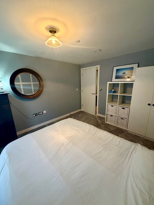 'Cozy Room in Professional Home with Friendly Dog' Room to Rent from ...