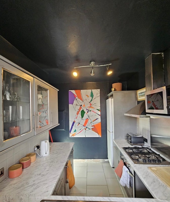 'Room in Stylist Clapham Junction Flat' Room to Rent from SpareRoom