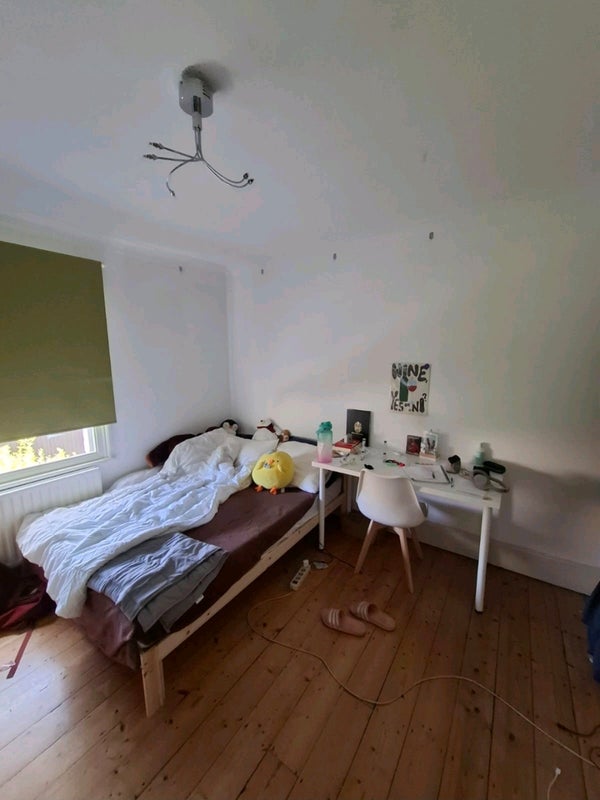 'One Full Furnished Bedroom KEW ' Room to Rent from SpareRoom
