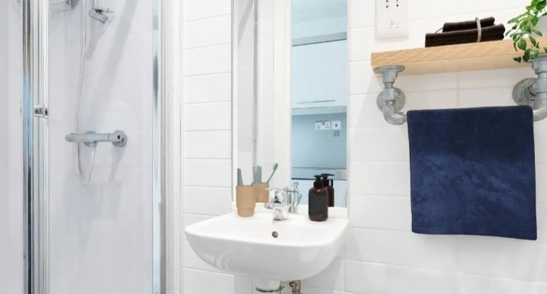 'Student studio next to Spitalfields Market' Room to Rent from SpareRoom