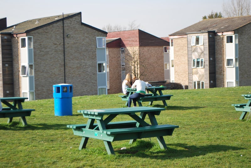 'Single Ensuite in Clay Hill Halls, Kingston Uni' Room to Rent from ...