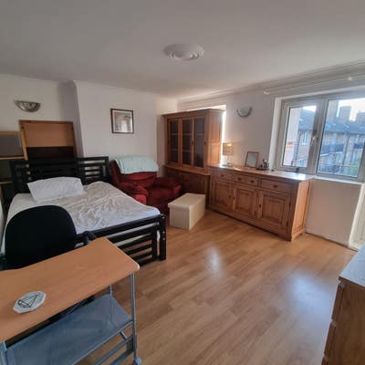 Rooms for rent London flatshare London house share rooms to let