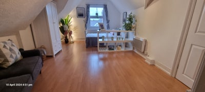 Rooms for rent Reading flatshare Reading house share rooms to let